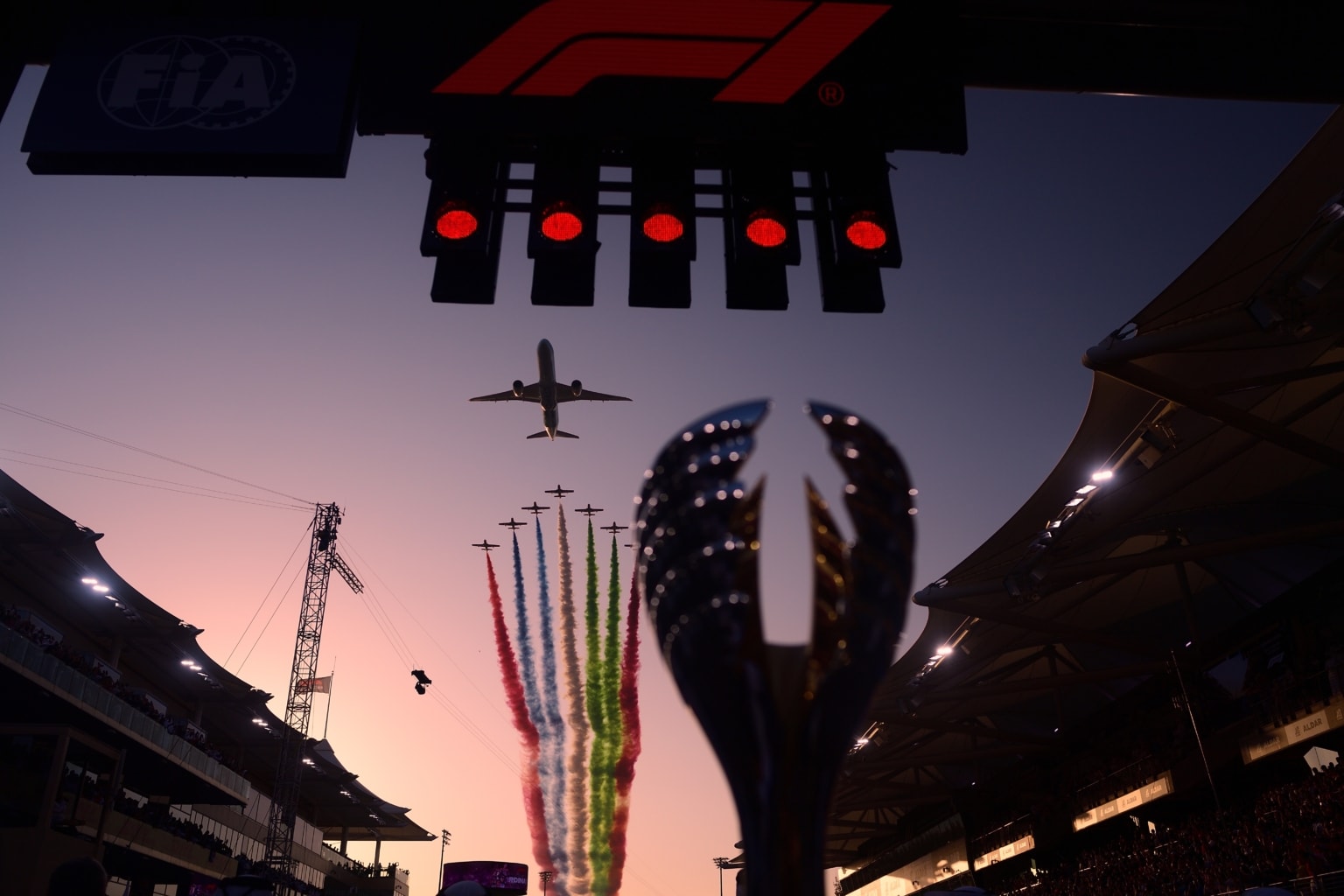 Abu Dhabi F1 Tickets, Packages & Experiences | Grand Prix 2024